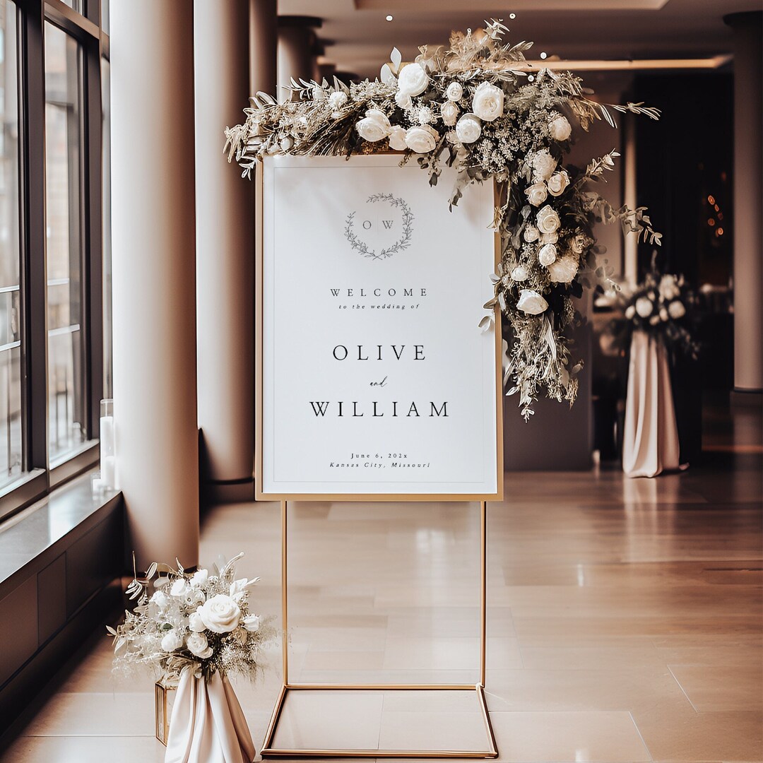 Wedding Crest Welcome Sign, Wedding Welcome Sign With Crest, Monogram ...