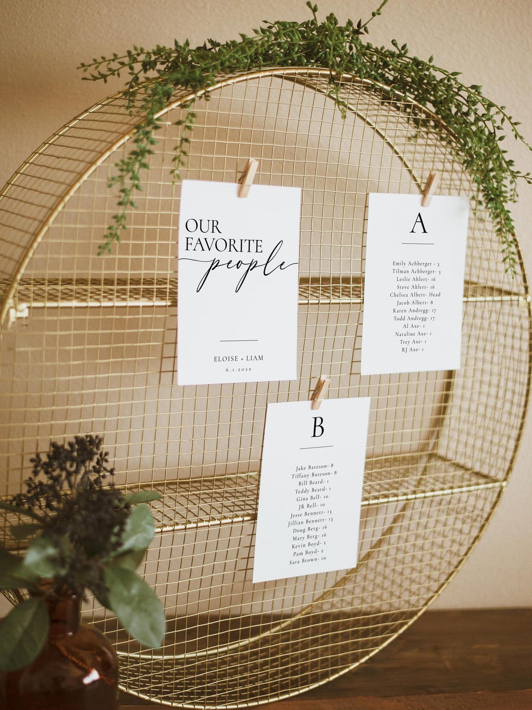 Minimalist Wedding Mirror Seating Cards Chart Template, Alphabetical ...