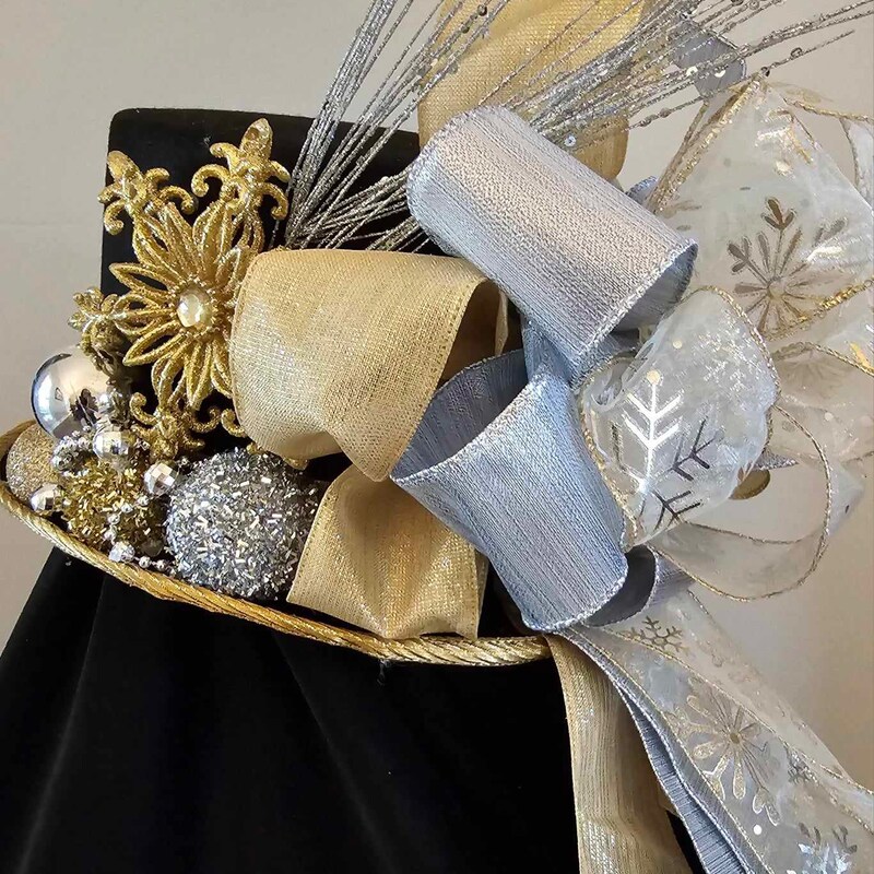 Top Hat Tree Topper - Etsy