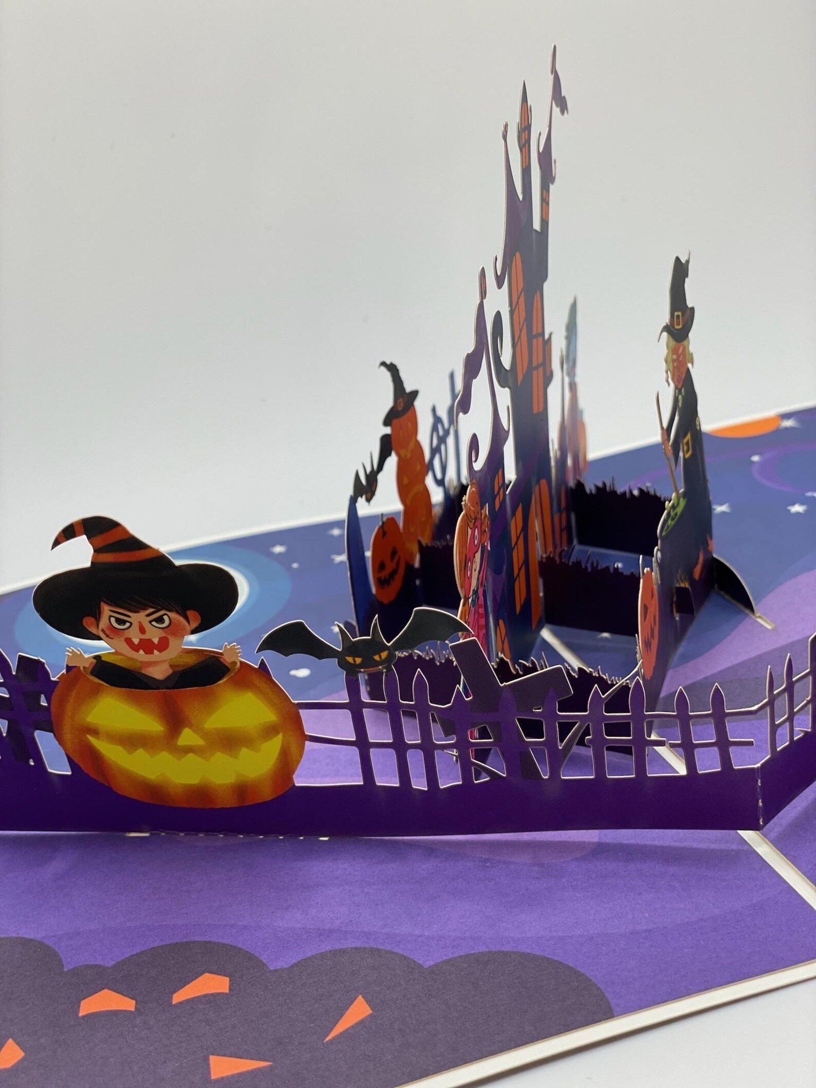 Halloween Friends Haunted House Popup Card • Halloween 3D Pop up Card ...