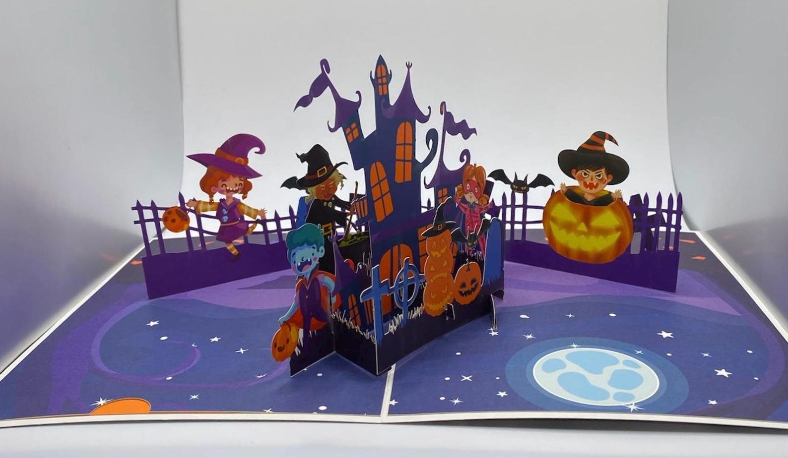 Halloween Friends Haunted House Popup Card • Halloween 3D Pop up Card ...