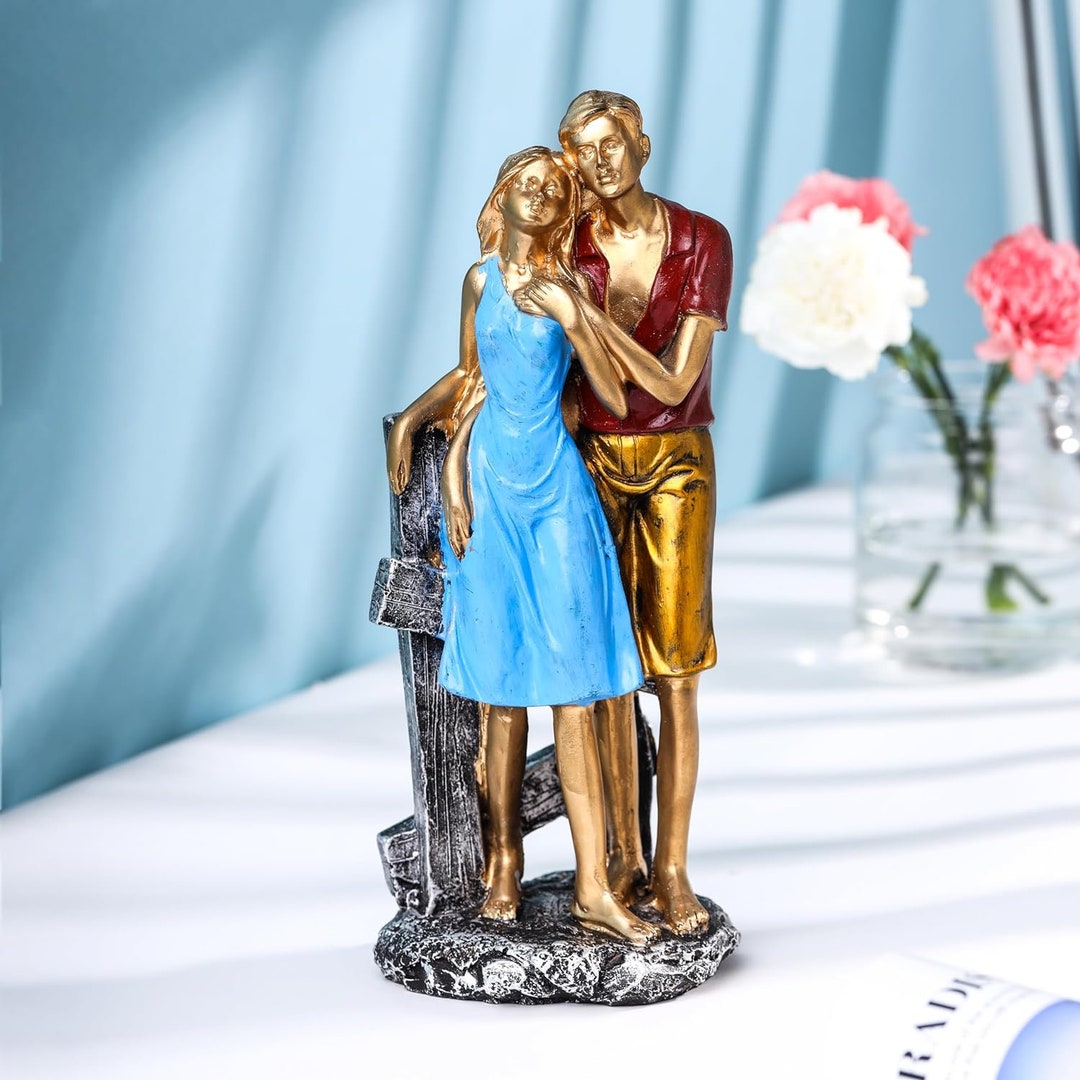 Standing Romantic Couple Showpiece for Home Decor Gift for Girlfriend ...