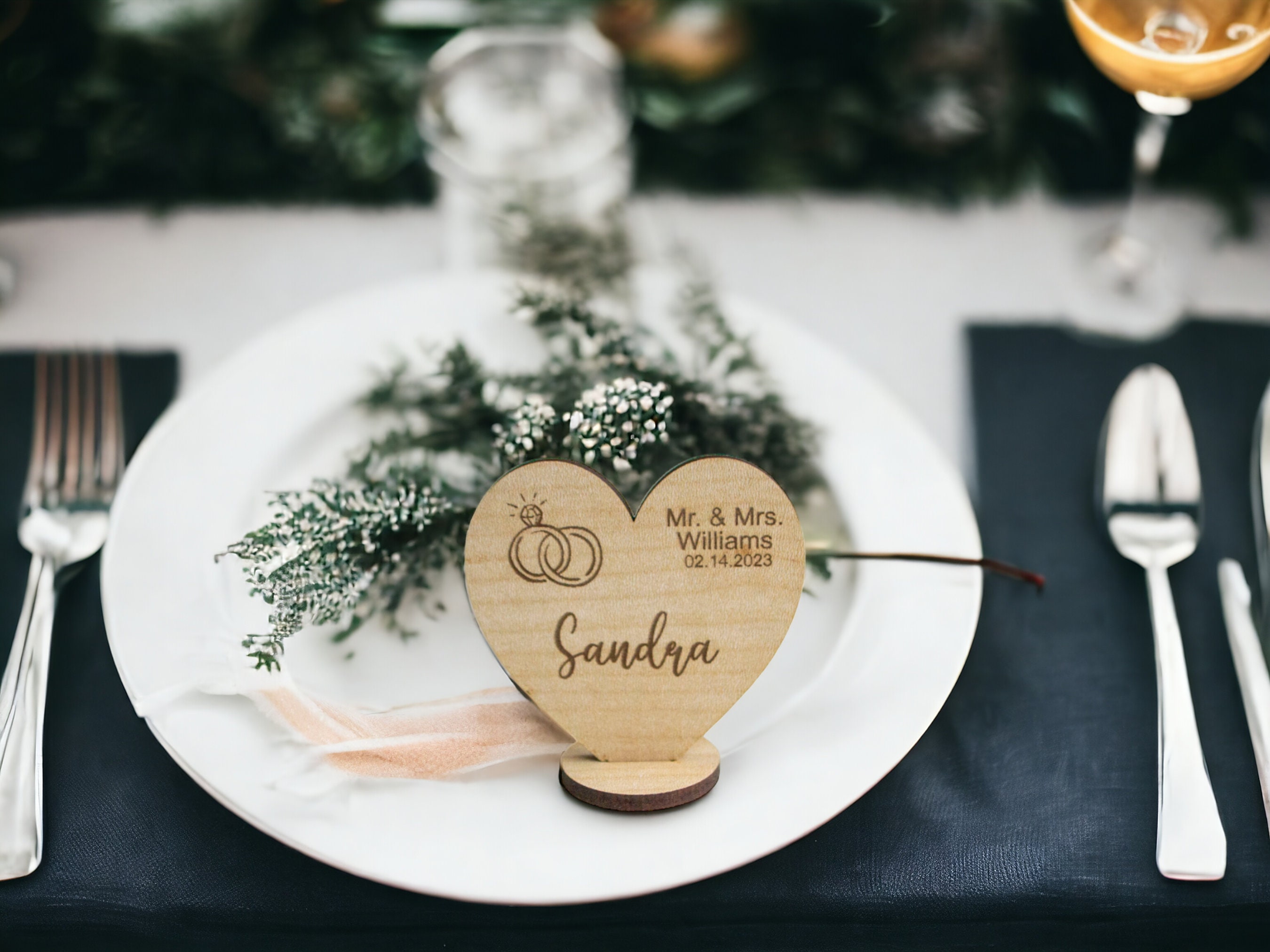 Personalized Wedding Place Name Settings Heart Shape Wedding Name Tags ...