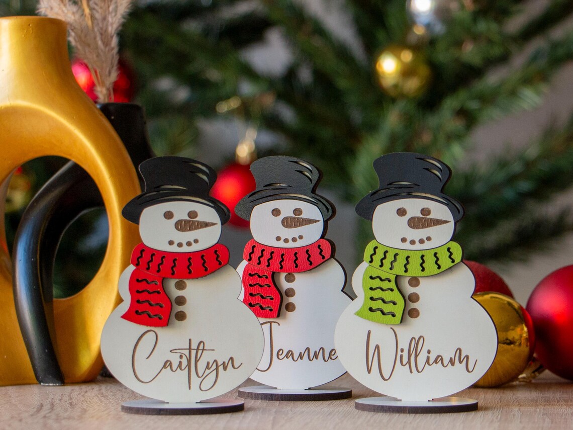 Personalized Wooden Snowman Place Card: Christmas Table Decoration - Etsy