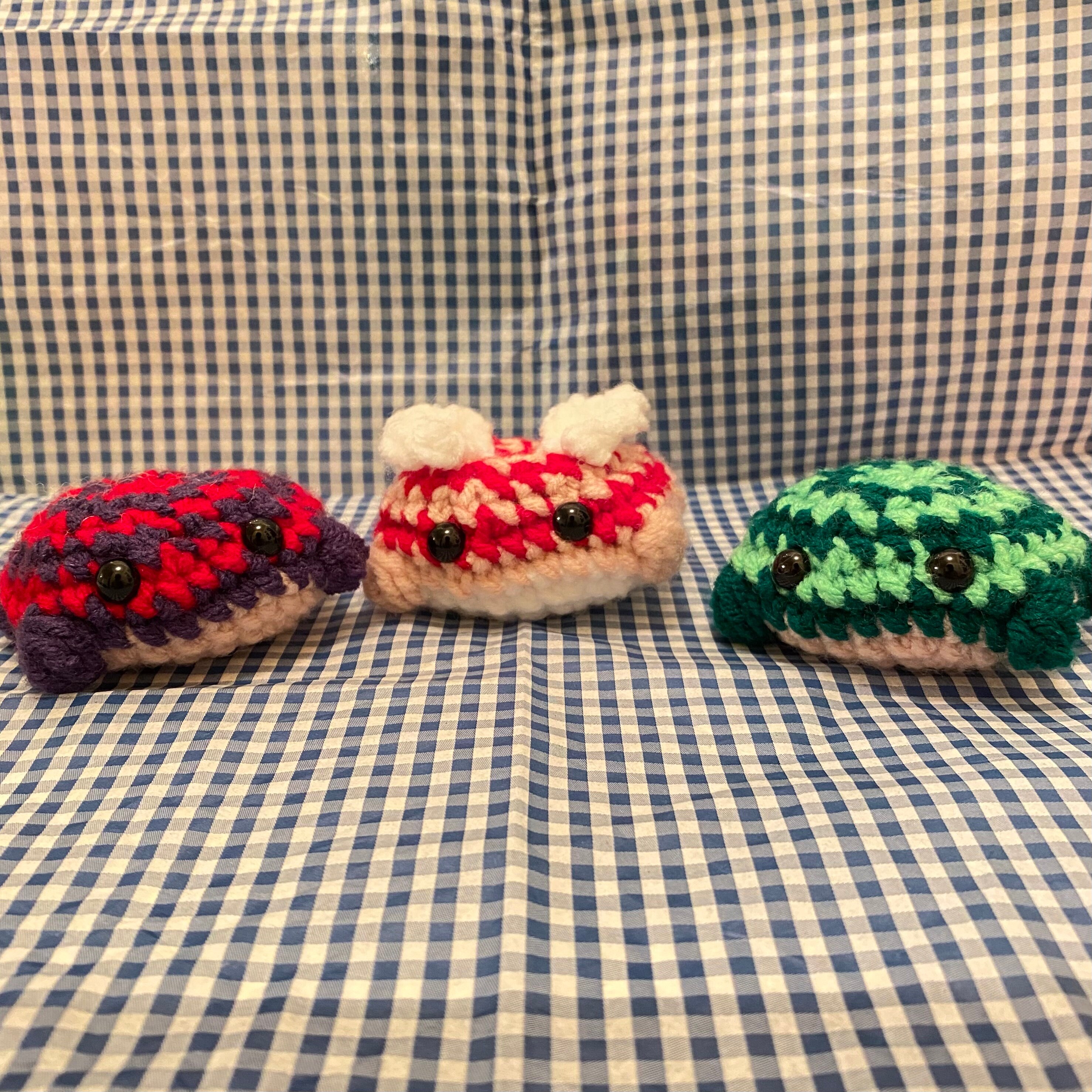 Crocheted Pocket Frogs Make Your Own Stripped Pocket Frog Frog Friends ...