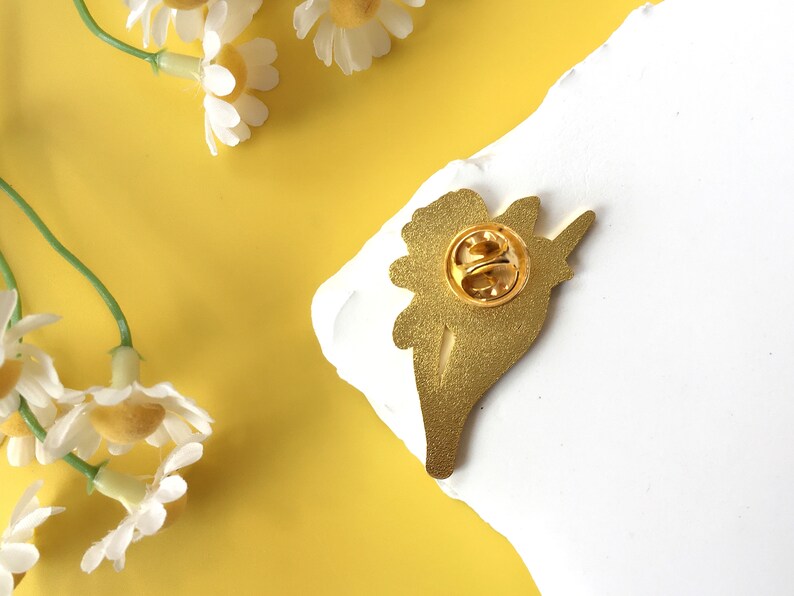 Daffodil Enamel Pin Flower Badge Pin Lapel Pin Collar Pin Gift for Her ...