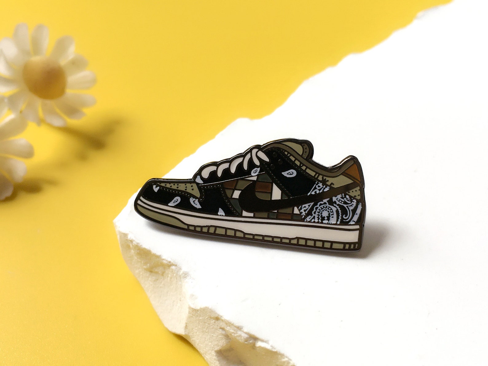 Classic Sneakers Enamel Pin Badge Pin Lapel Pin Collar Pin Gift for Her ...