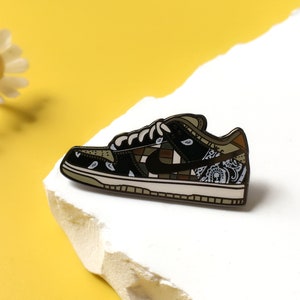 Classic Sneakers Enamel Pin Badge Pin Lapel Pin Collar Pin Gift for Her ...