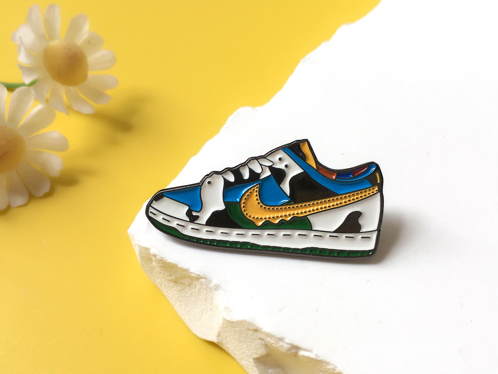 Classic Sneakers Enamel Pin Badge Pin Lapel Pin Collar Pin Gift for Her ...