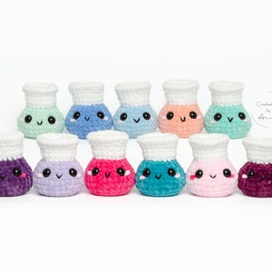 Erlenmeyer Flask Crochet Pattern: Chubby Cartoon Style (DIGITAL PDF ...