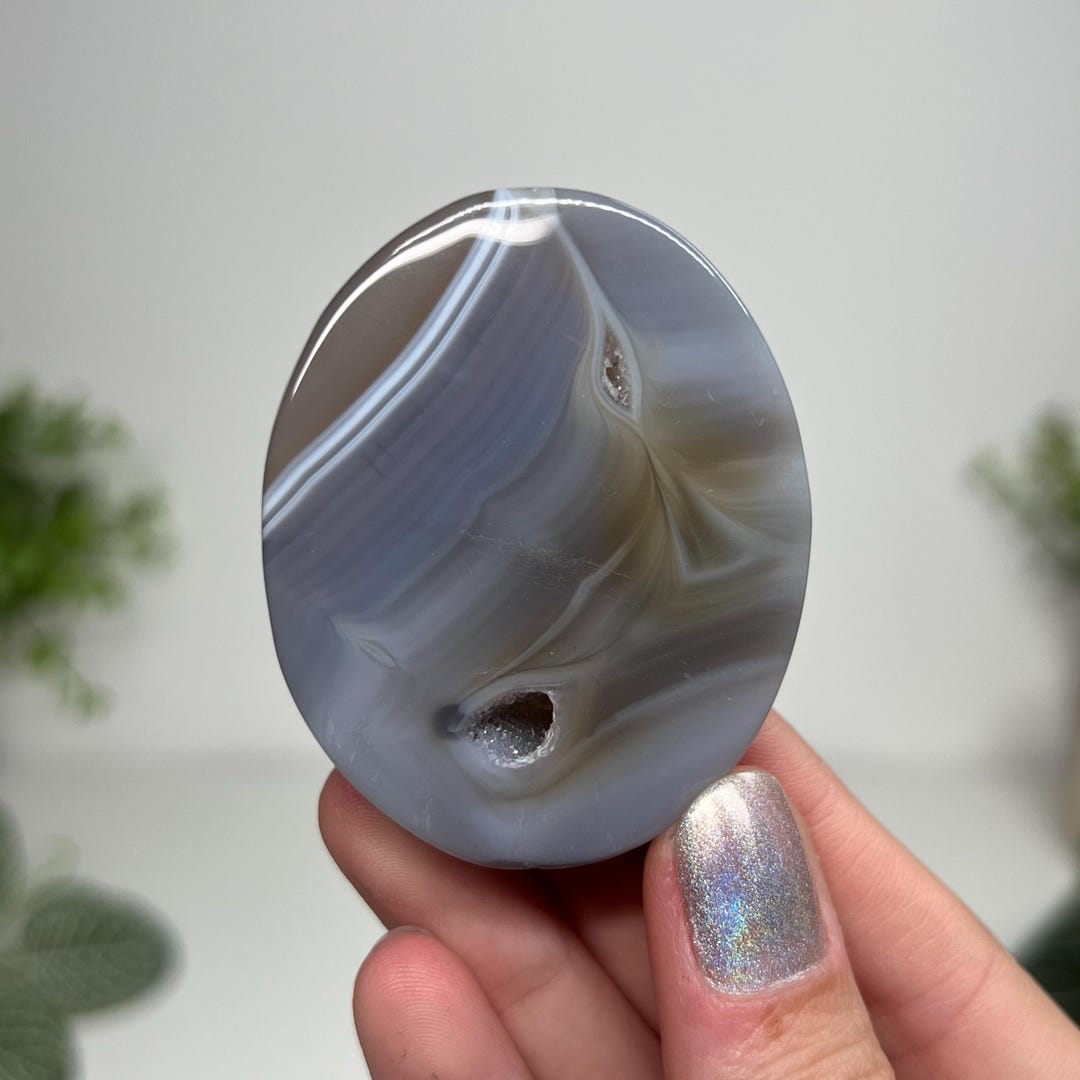 Banded Agate Palm Stone , Worry Stone , Palmstone - Etsy UK