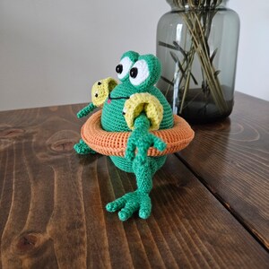 Crochet Pattern Trevor the Swimming Frog - Etsy