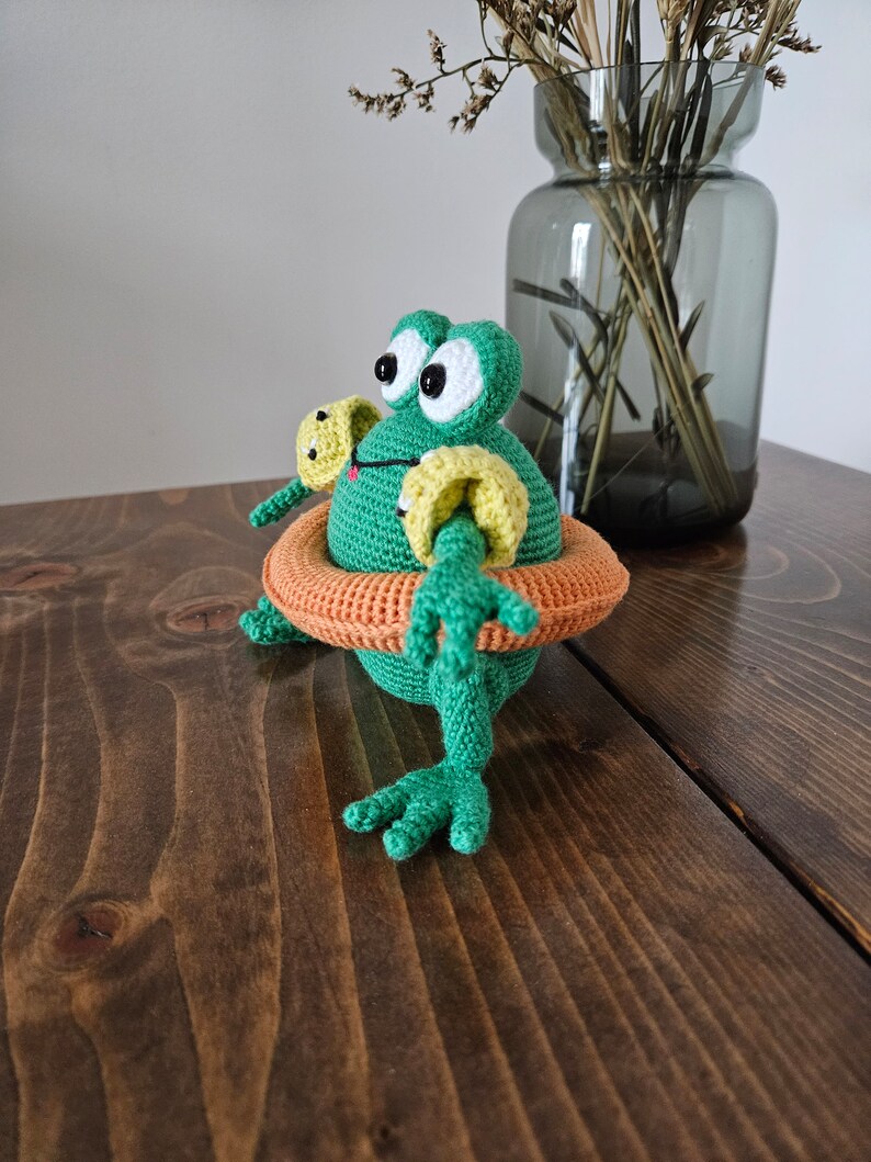 Crochet Pattern Trevor the Swimming Frog - Etsy