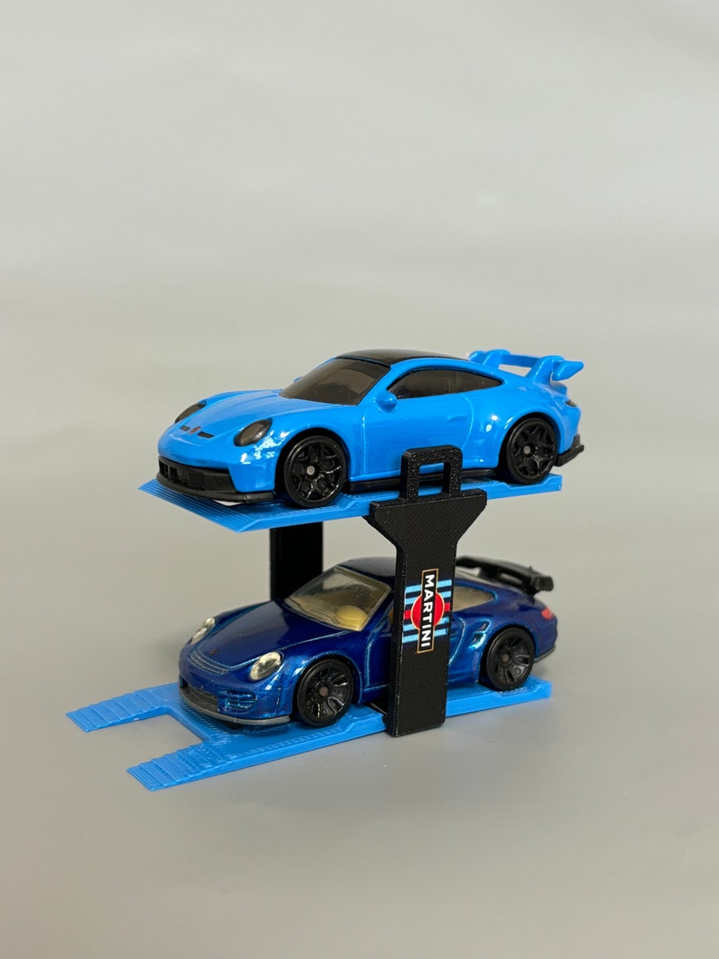 Diecast Car Lift - Gulf Model Car Diorama Lift - - Martini Model Car ...