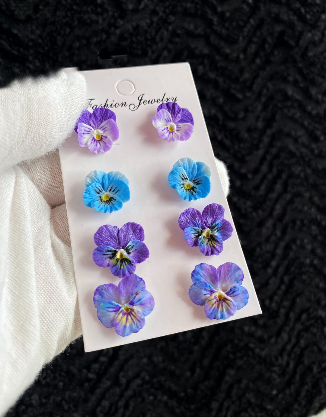 Pansy Stud Earrings, Realistic Flower Earrings ,earrings Mini Pansies ...