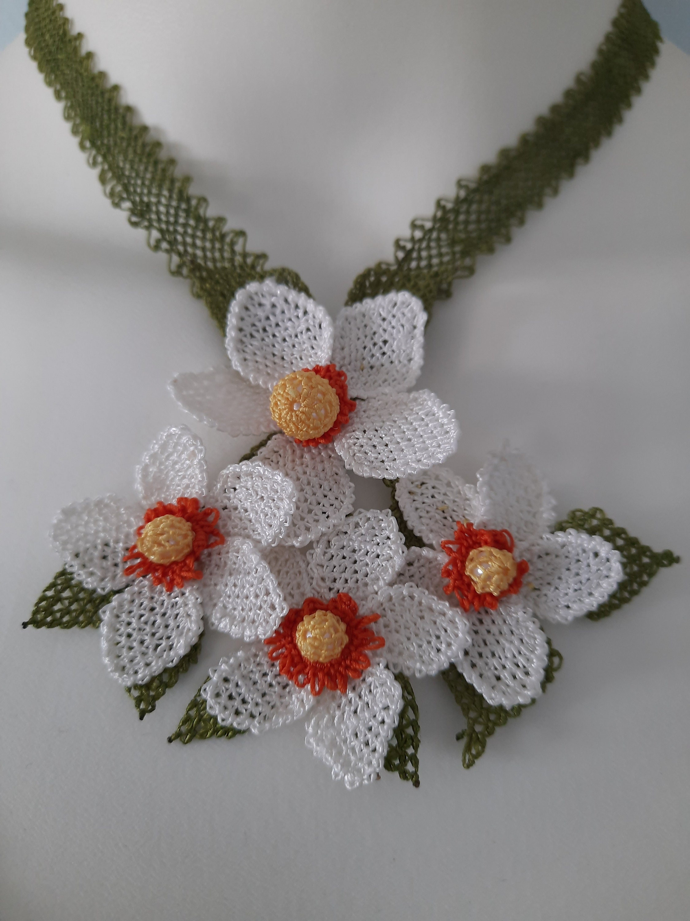 Traditional Turkish Needle Lace Art, Daisy Necklace, Crocheted Necklace ...