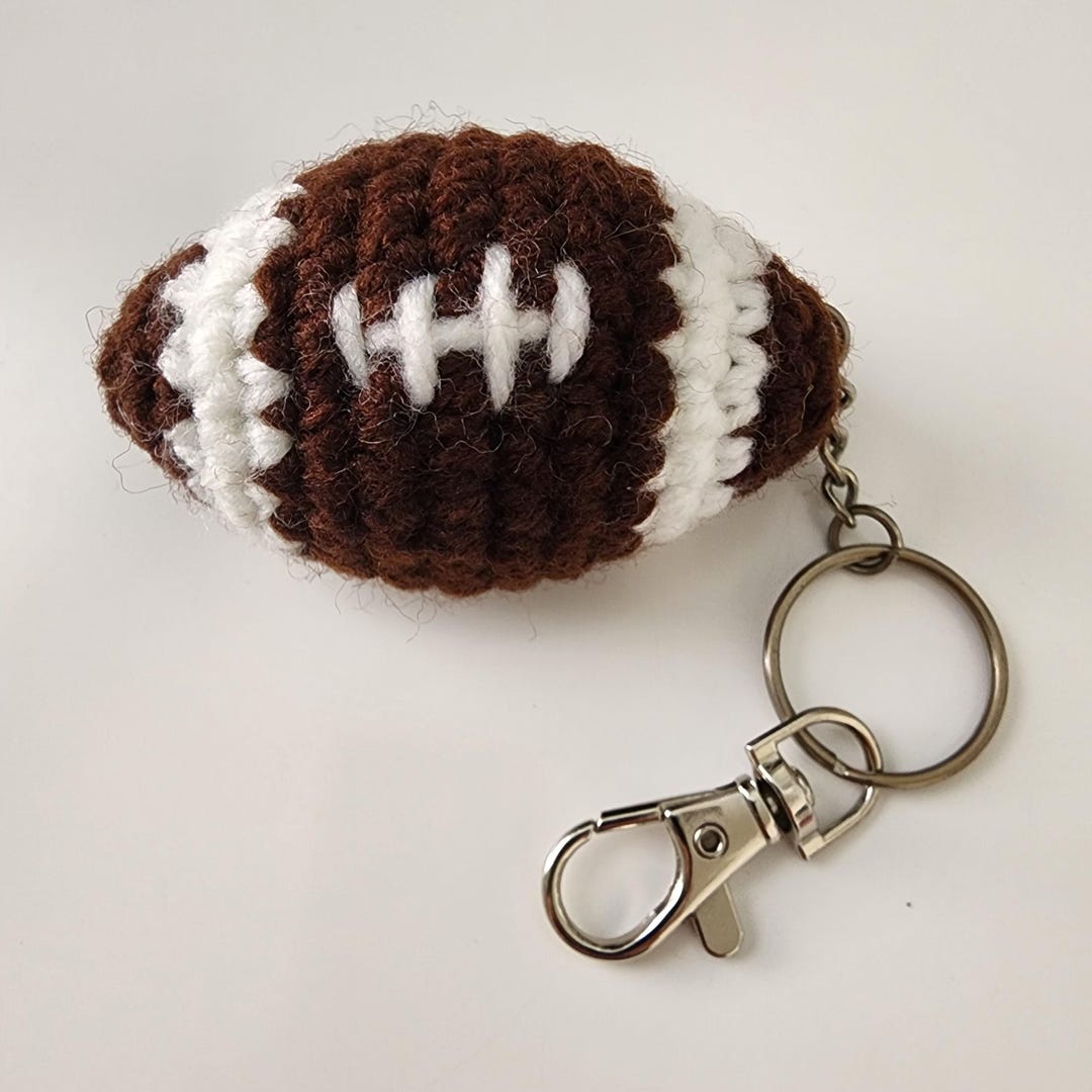 American Football Keychain Crochet Pattern + Invisible Color Change ...