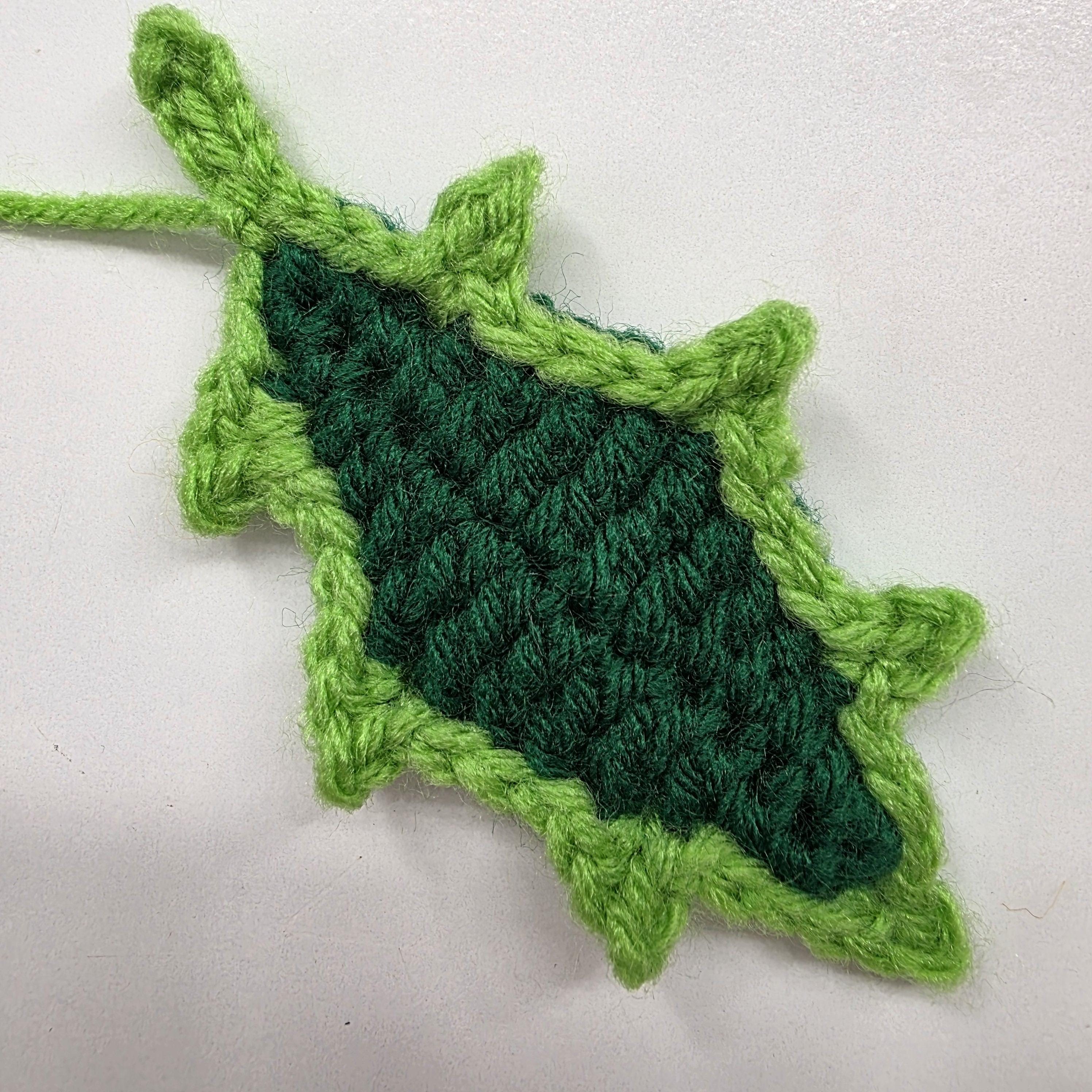 Christmas Holly Leaves & Berries Crochet Pattern - 4 Different Version ...