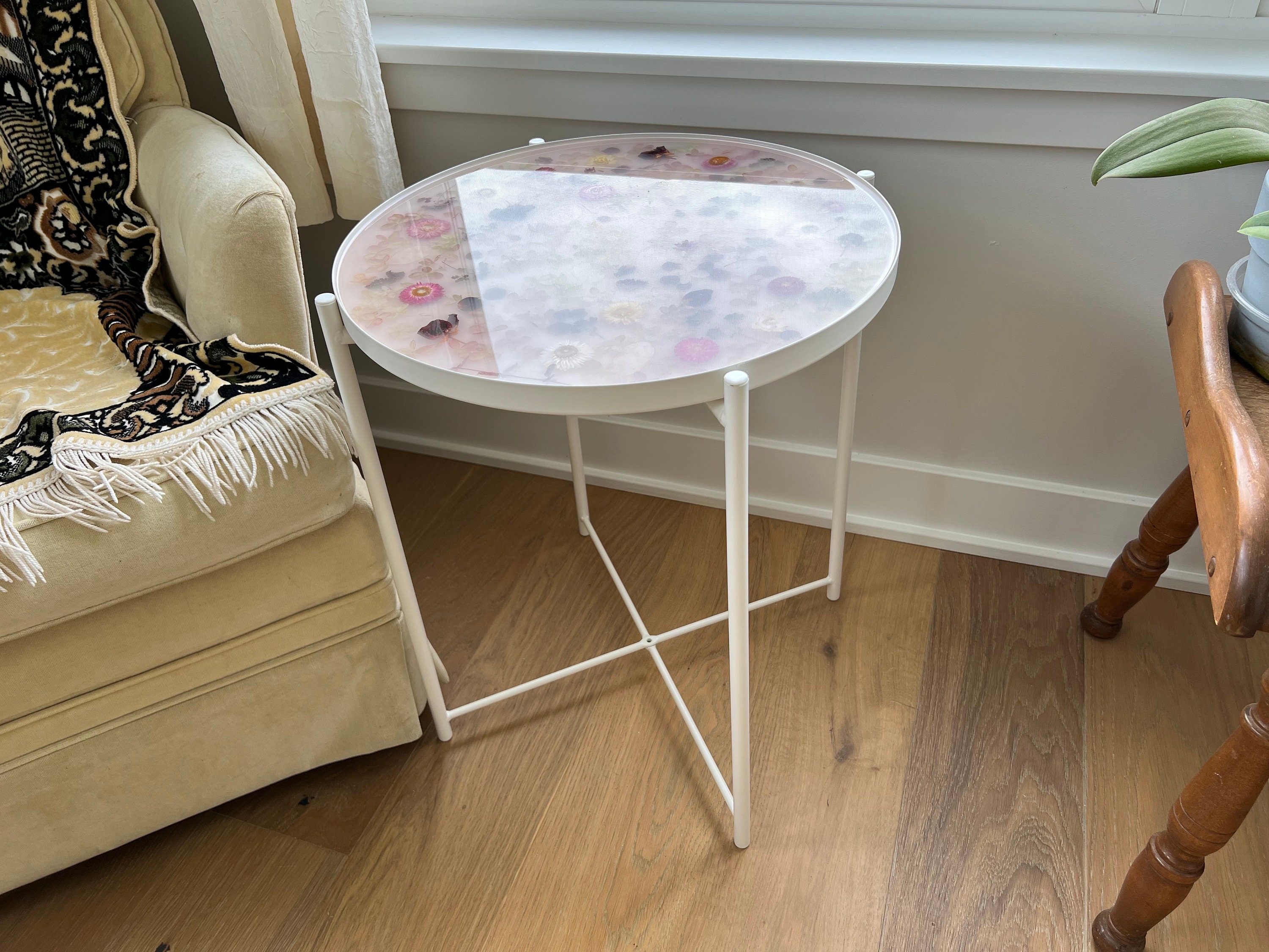 Epoxy Resin Floral Side Table. Preserved Epoxy Flowers, Tray Table ...