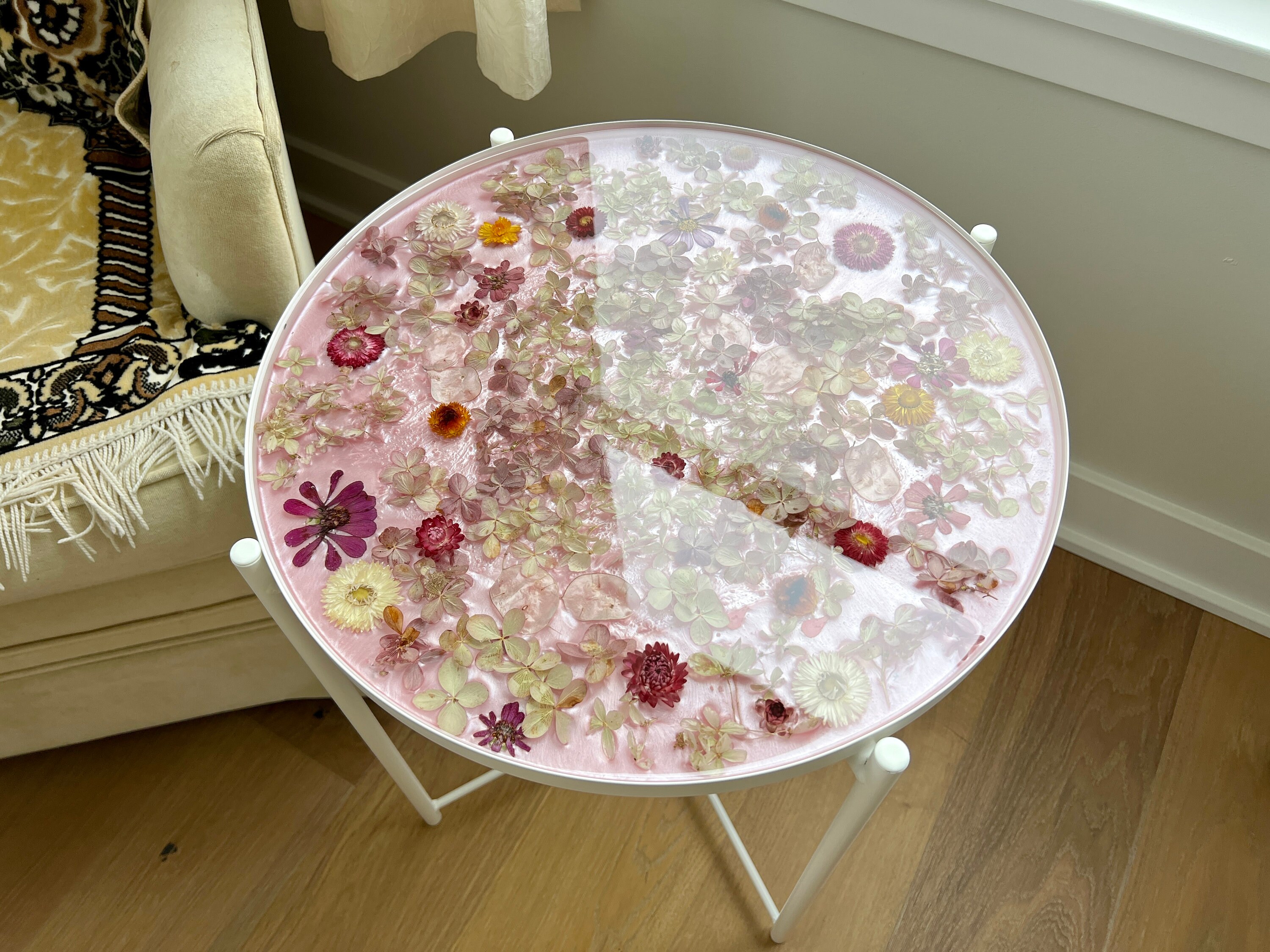Epoxy Resin Floral Side Table. Preserved Epoxy Flowers, Tray Table ...
