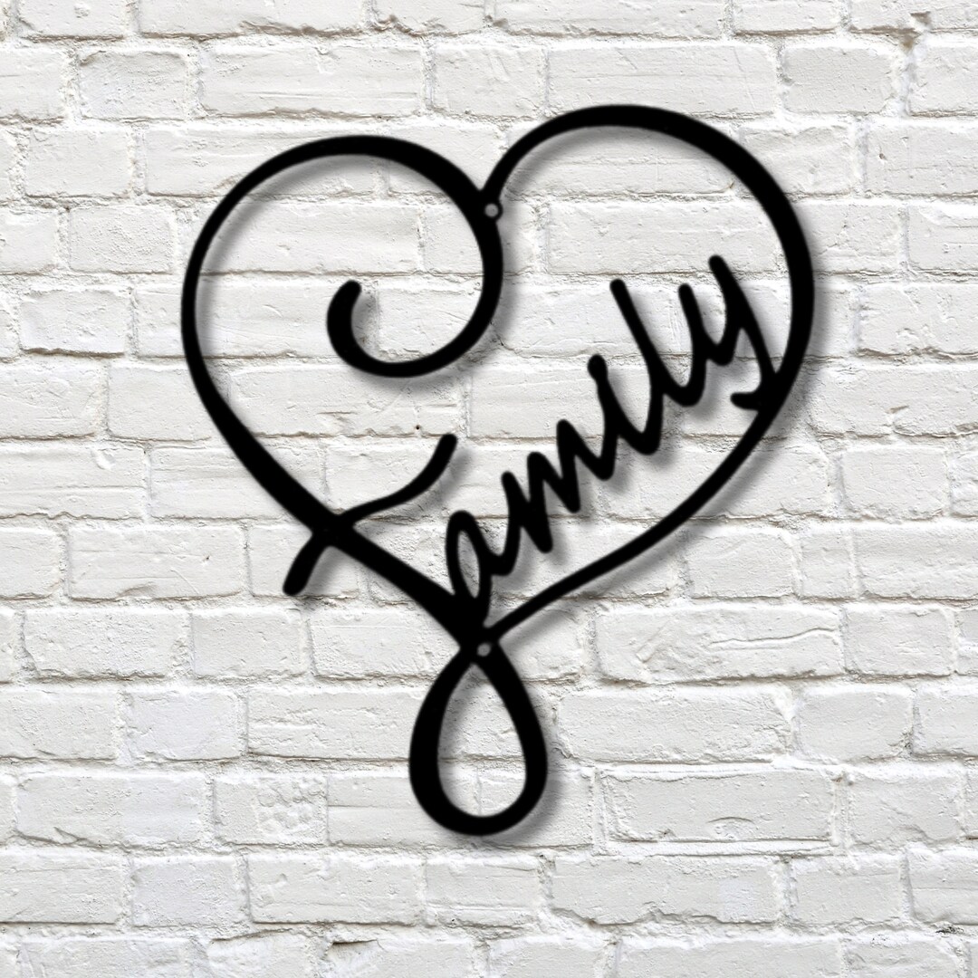 Family Love Metal Sign, Heart Shaped Family Script Sign, Living Room ...