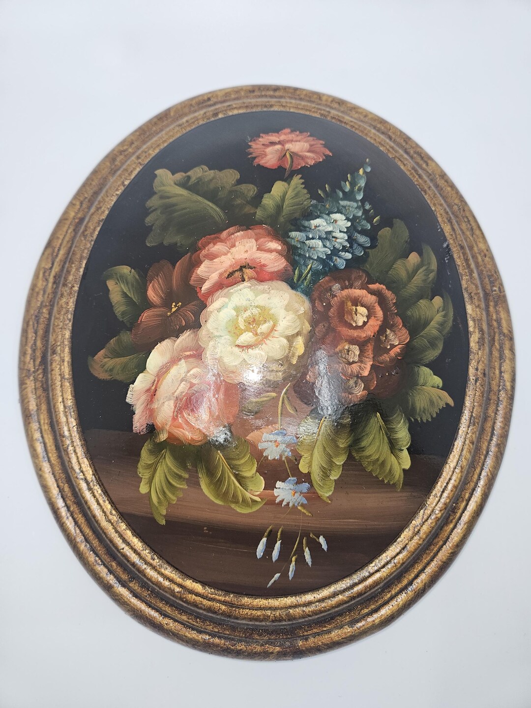Lovely Painting. Oval Medallion Frame. Bouquet of Flowers. Hand Painted ...