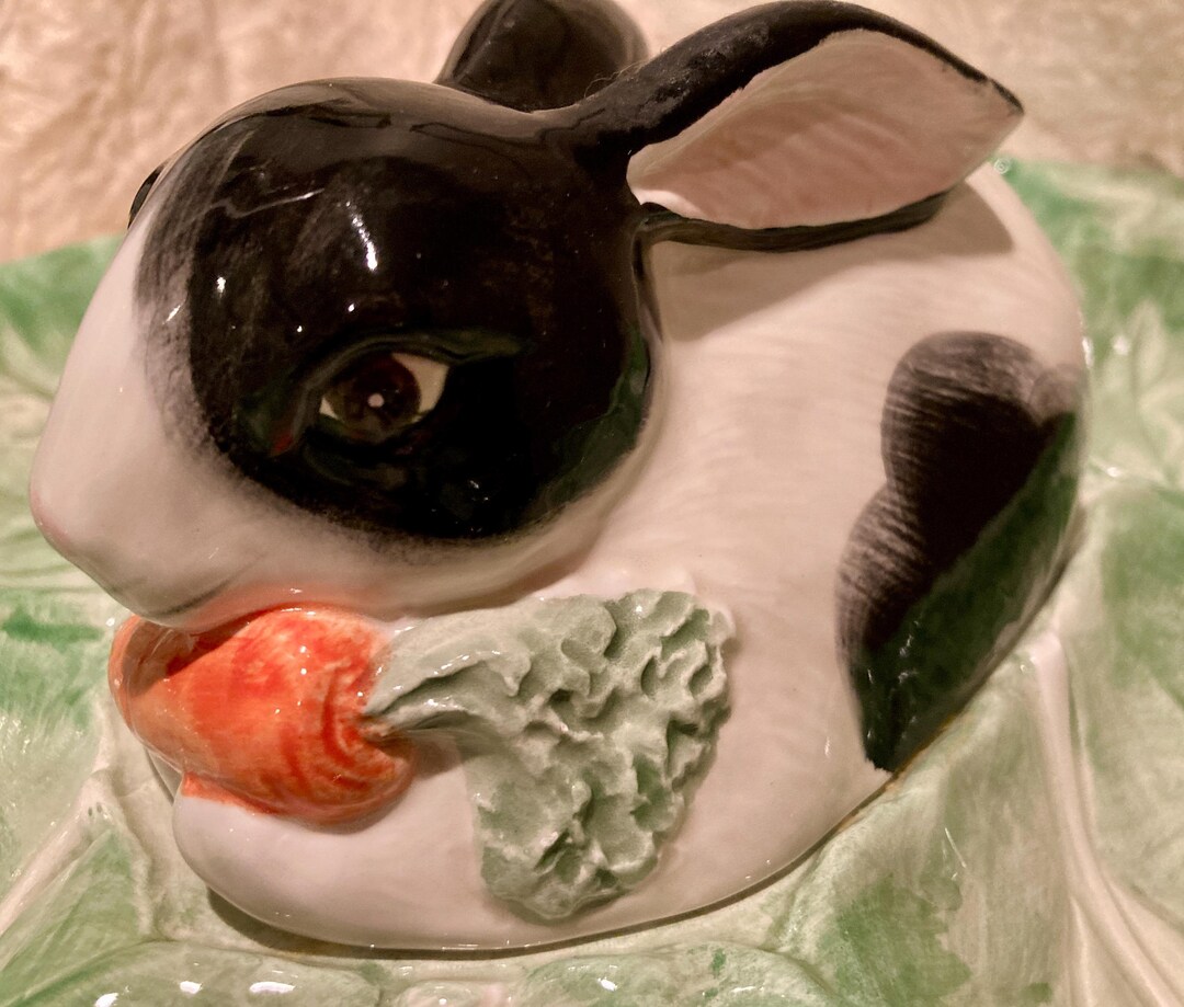 Vintage Fitz & Floyd KENSINGTON RABBIT Rare Black and White Bunny W a ...