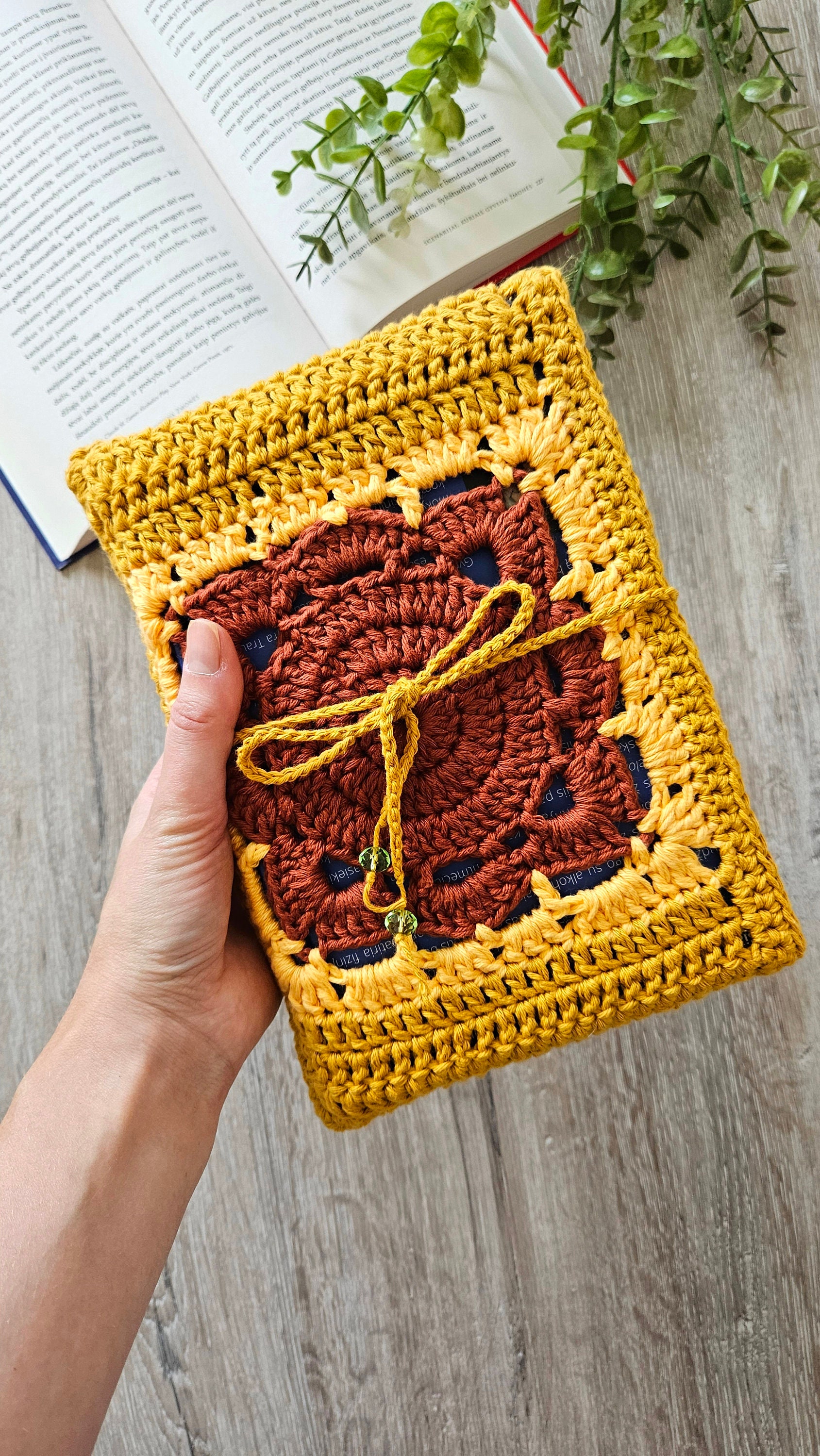 Crochet Bookmark Case, Crochet Book Sleeve, Handmade Crochet Book Cover ...