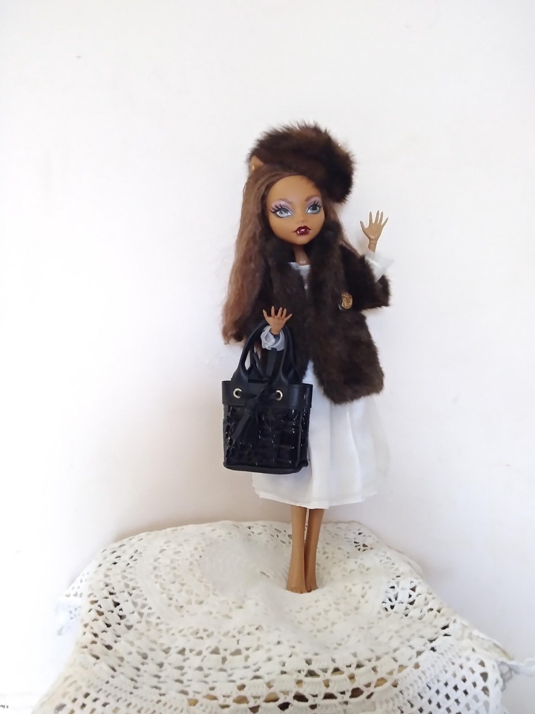 Monster High- Clawdeen Wolf 17" Frightfully Tall OOAK- MH (one of a ...