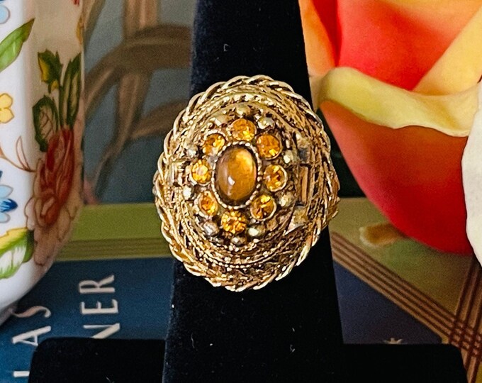 Vintage 1950s Poison Ring | Citrine Crystal Pill Box Ring | Adjustable ...