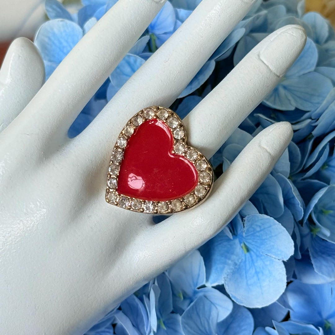 Vintage Red Heart Crystal Frame Statement Ring | 1990s Stretch Cocktail ...