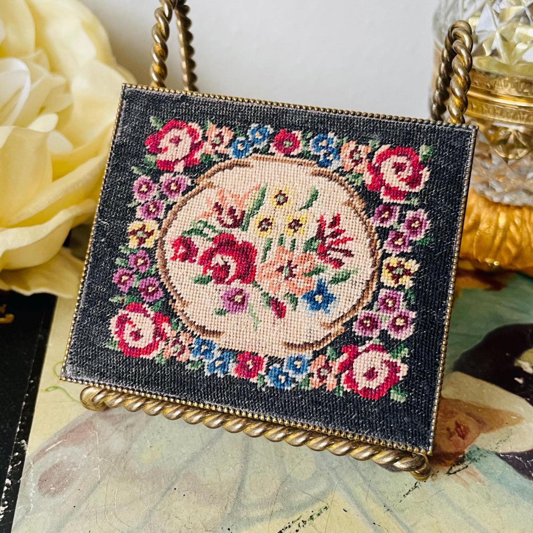 Vintage Schildkraut Petit Point Compact: 1940s Floral Powder Box - Etsy