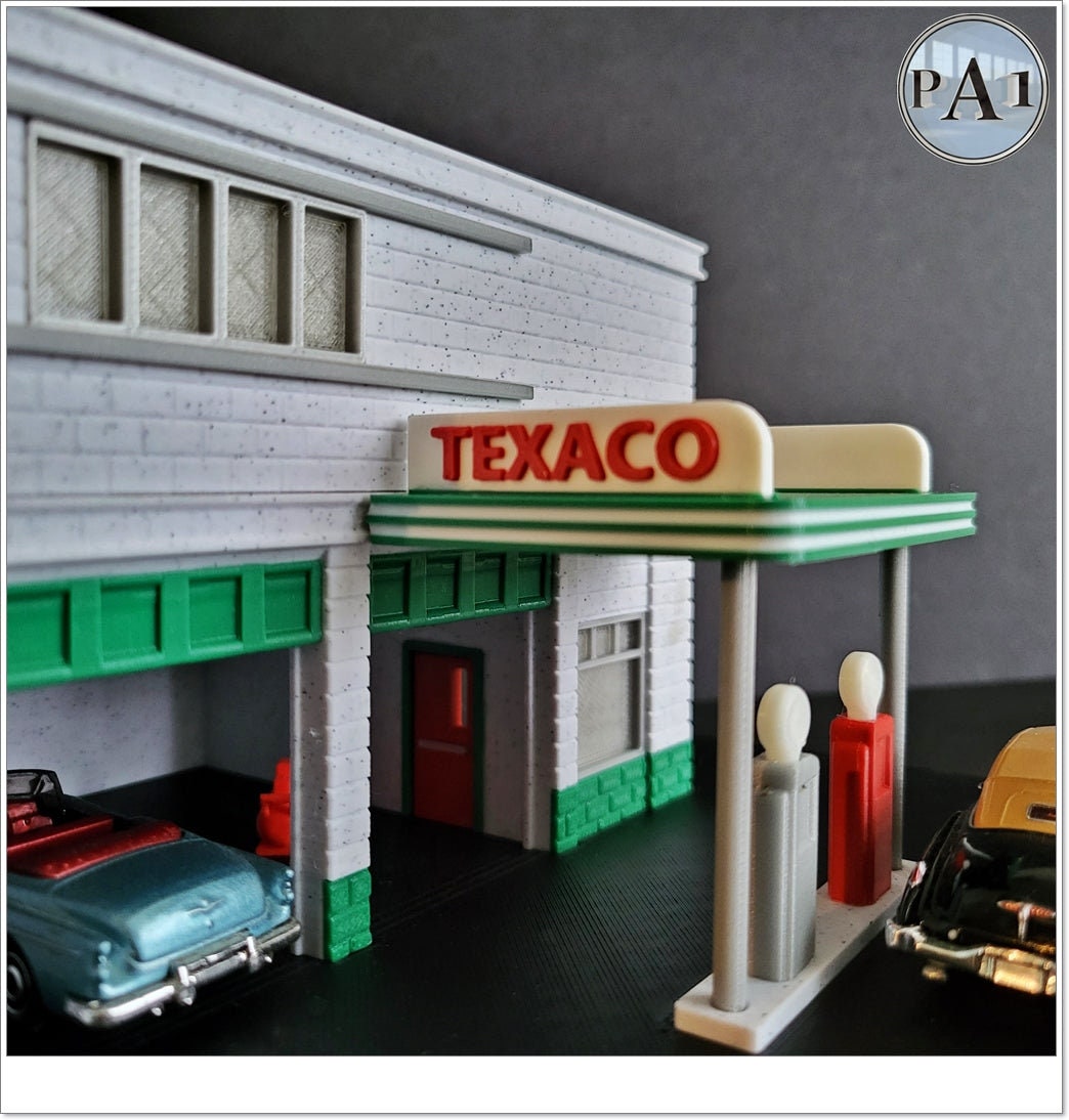 Hot Wheels Diorama Back to the Future Texaco Station. Best Price and ...