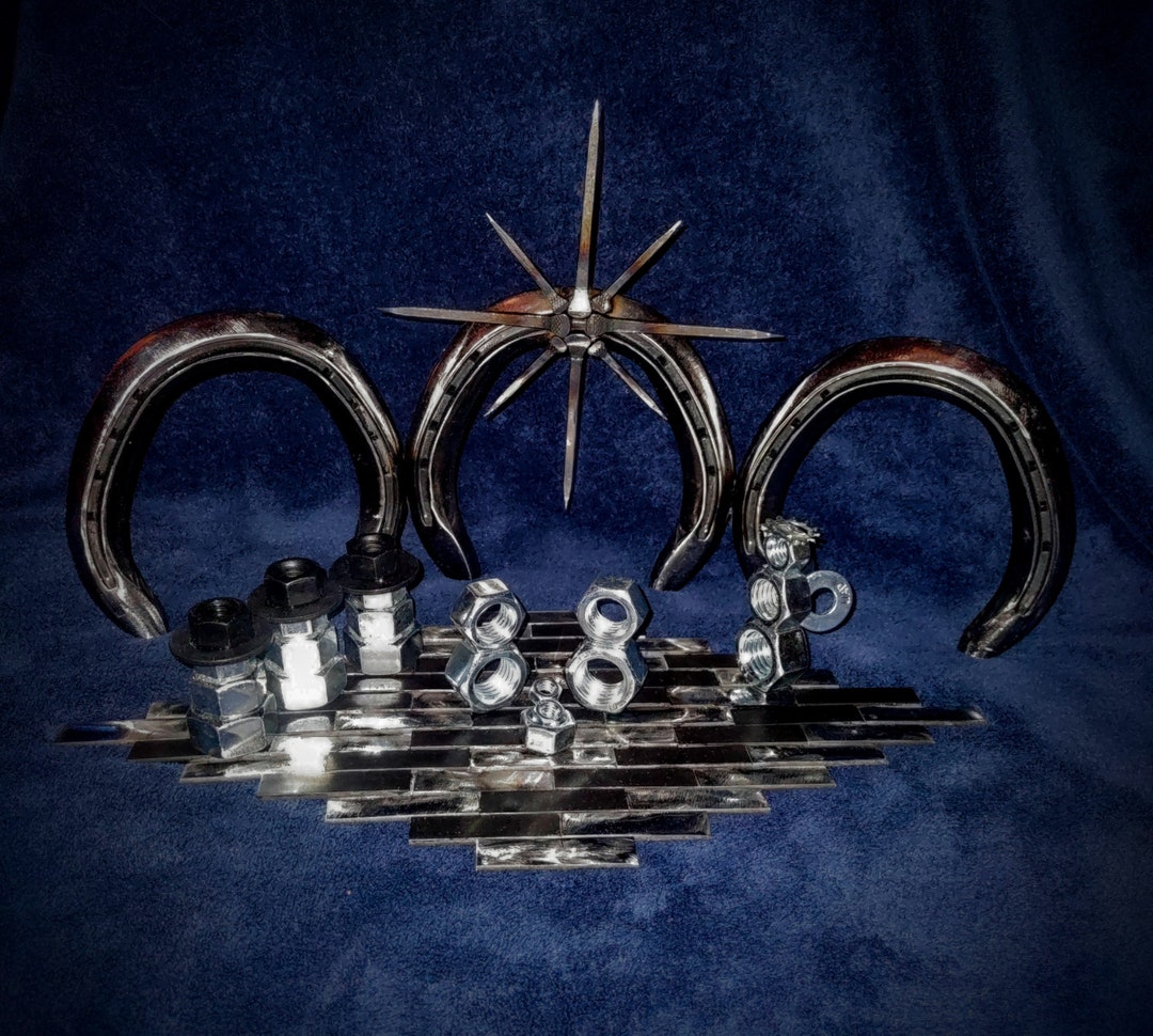 Horseshoe Nativity Set: Snowman Figures, Nuts & Washers - Etsy