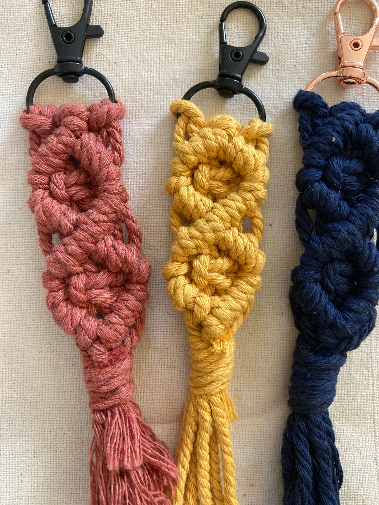 Macrame Keychain, Boho Bag Charm, Gift for Friends - Etsy