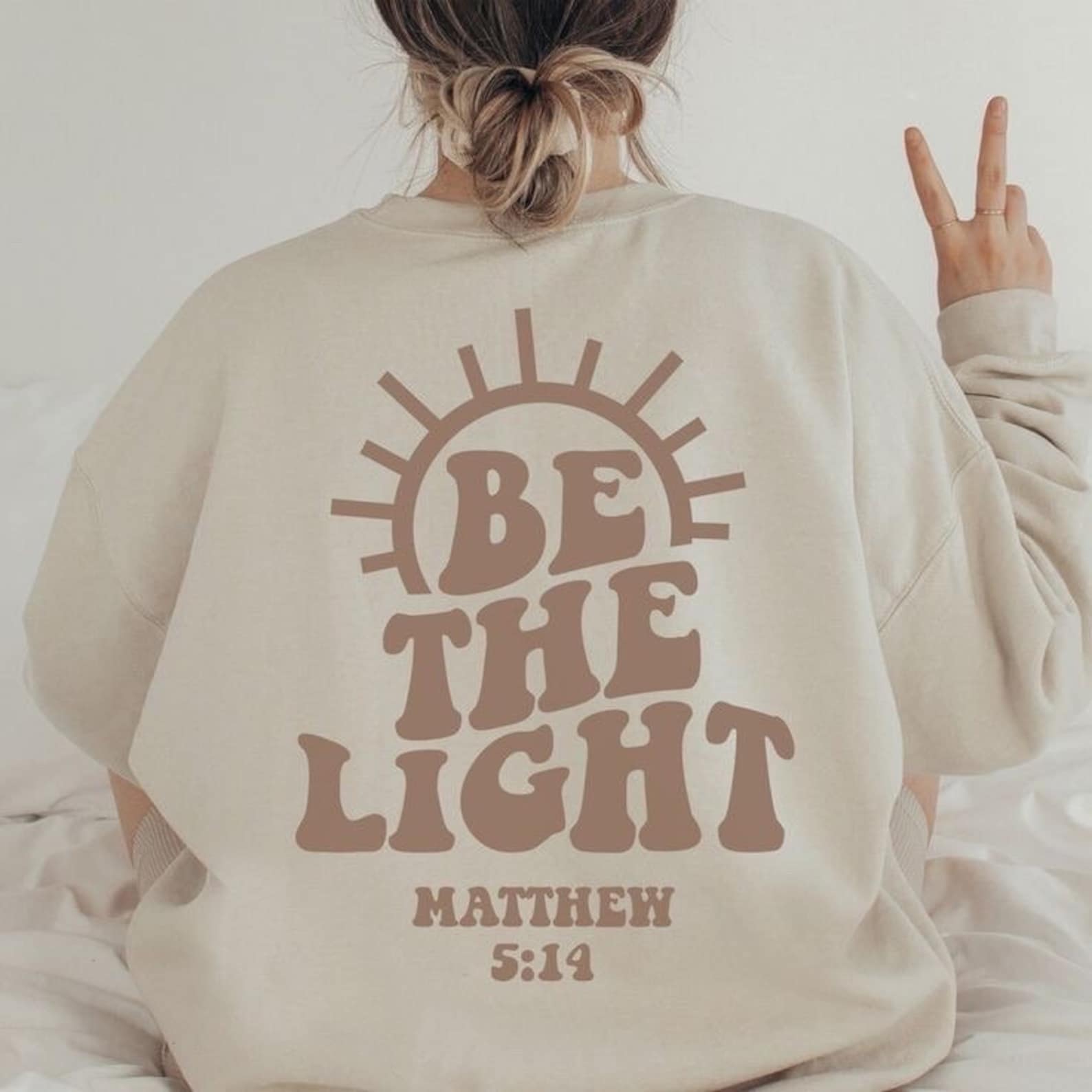 Be the Light Sweatshirt Christian Streetwear Aesthetic Christian ...