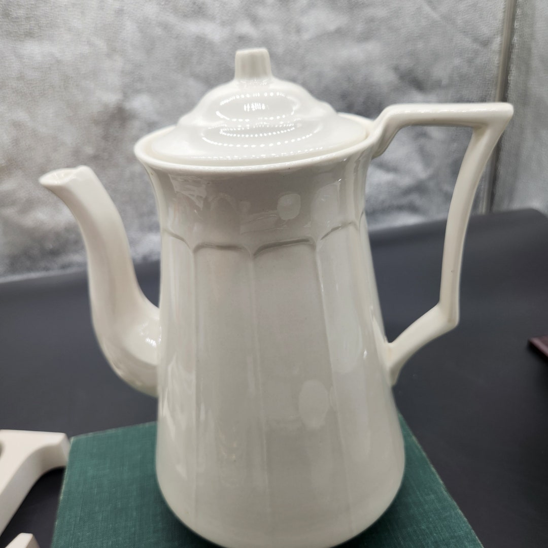 Vintage Joshua Crabtree Tall Museum White Teapot Commemorative China ...