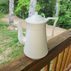 Vintage Joshua Crabtree Tall Museum White Teapot Commemorative China ...