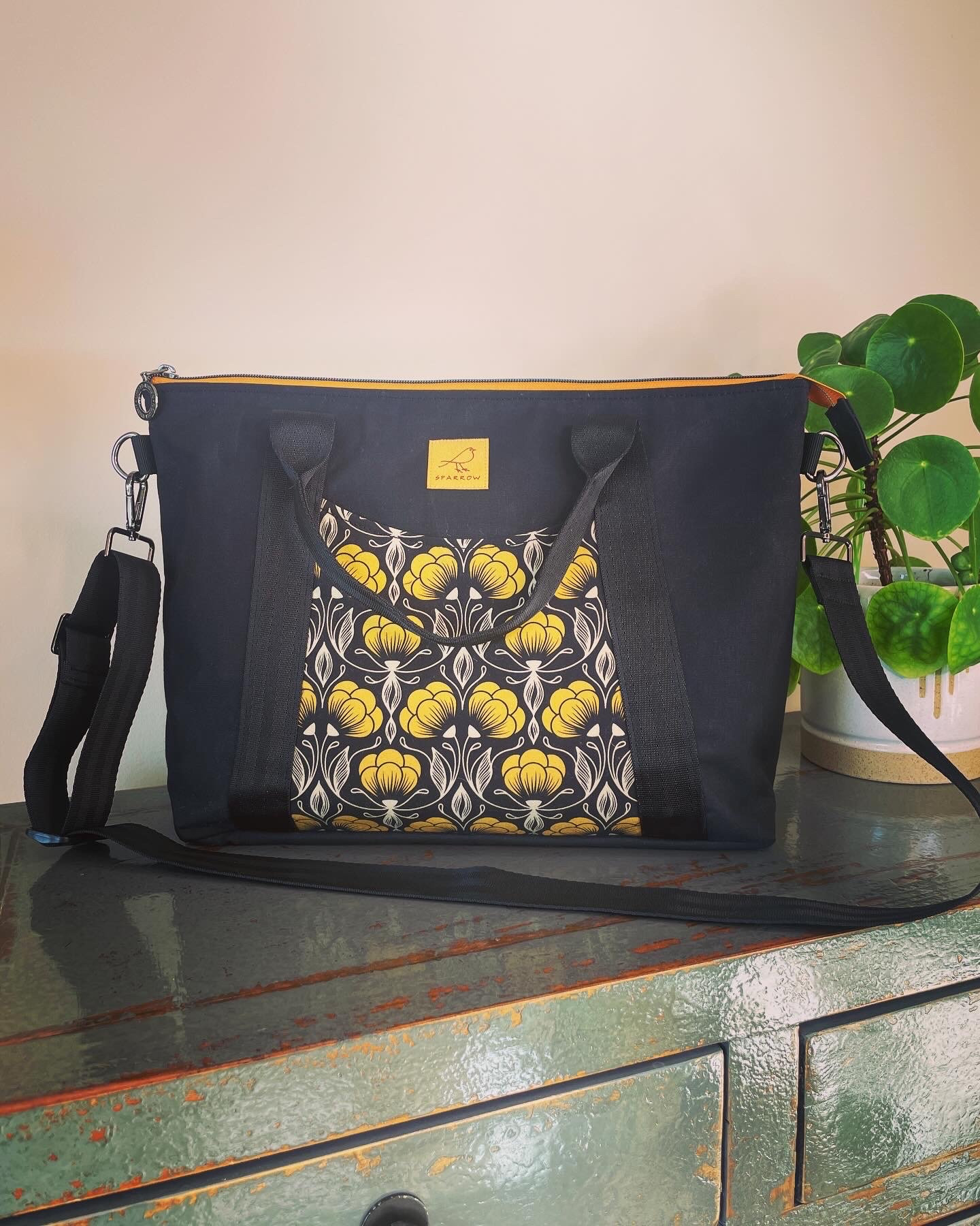 Oxbow Tote, Crossbody, Travel Bag, Laptop Bag, Work Bag, School Bag ...