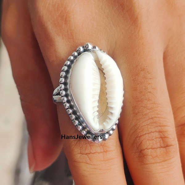 Cowrie Shell Ring - Etsy