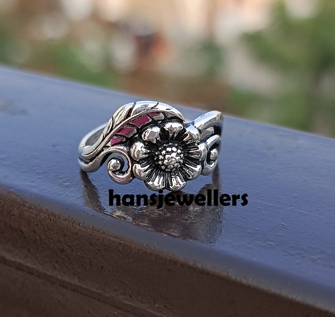 Sterling Silver Sunflower Ring: Dainty Boho Nature Ring - Etsy