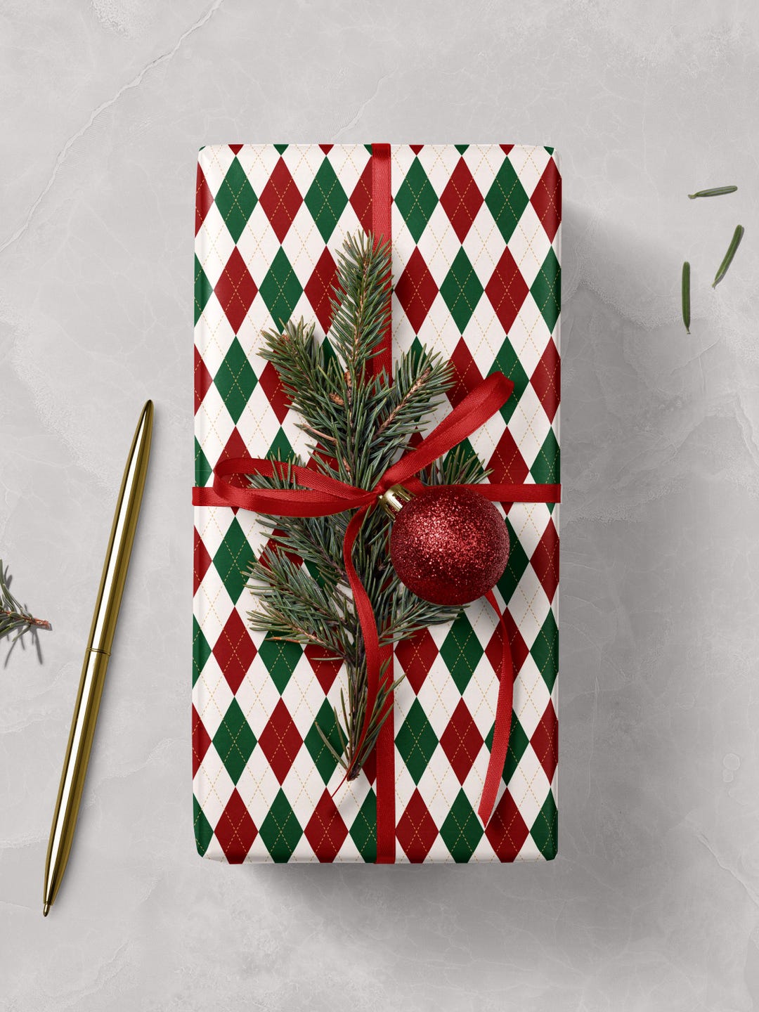 Christmas Argyle Wrapping Paper Plaid Green Red Classic Gift Wrapping ...
