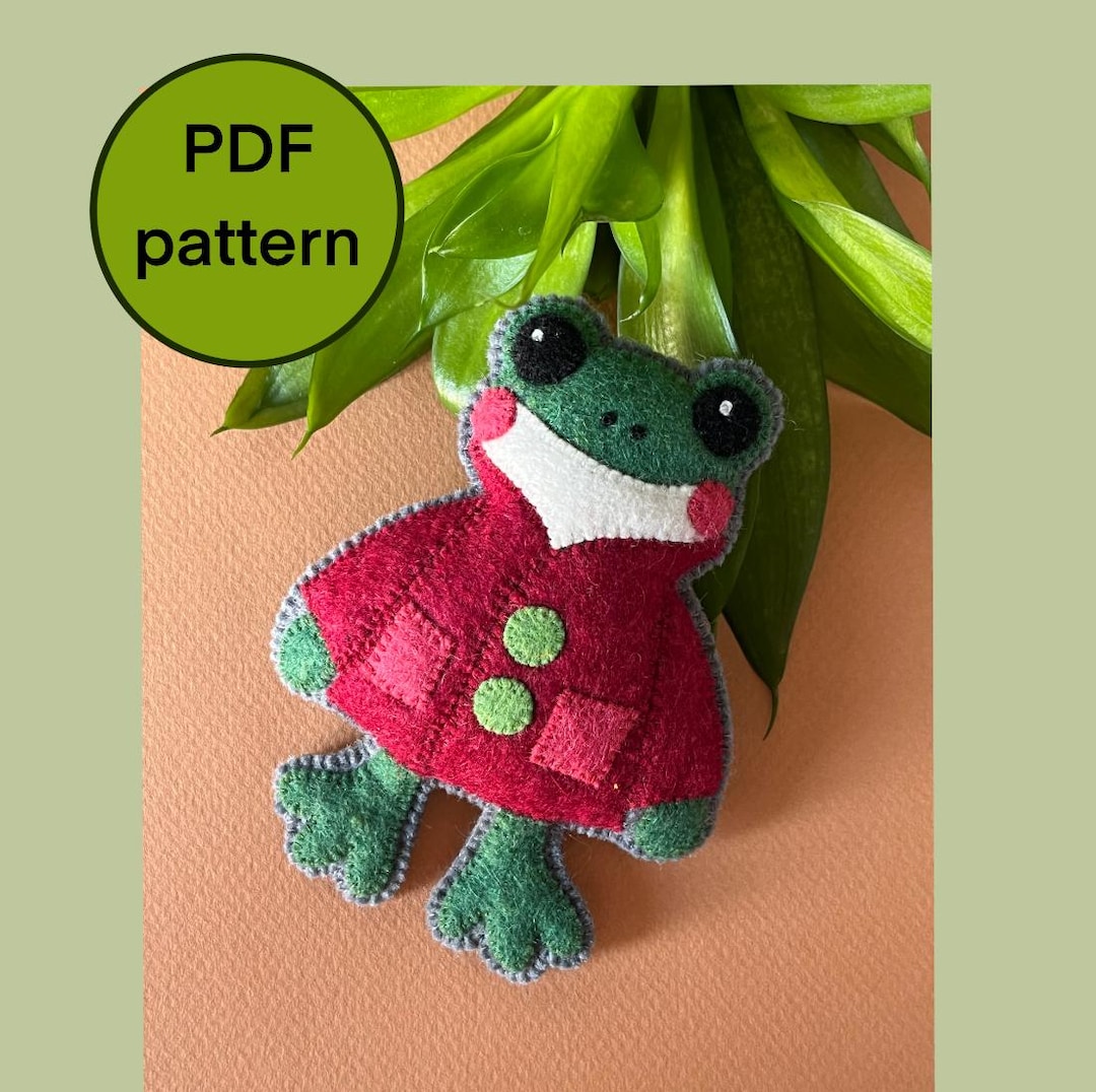 Felt Frog Wearing Coat PDF Pattern, Cute Toad Ornament, DIY Frog Sewing ...