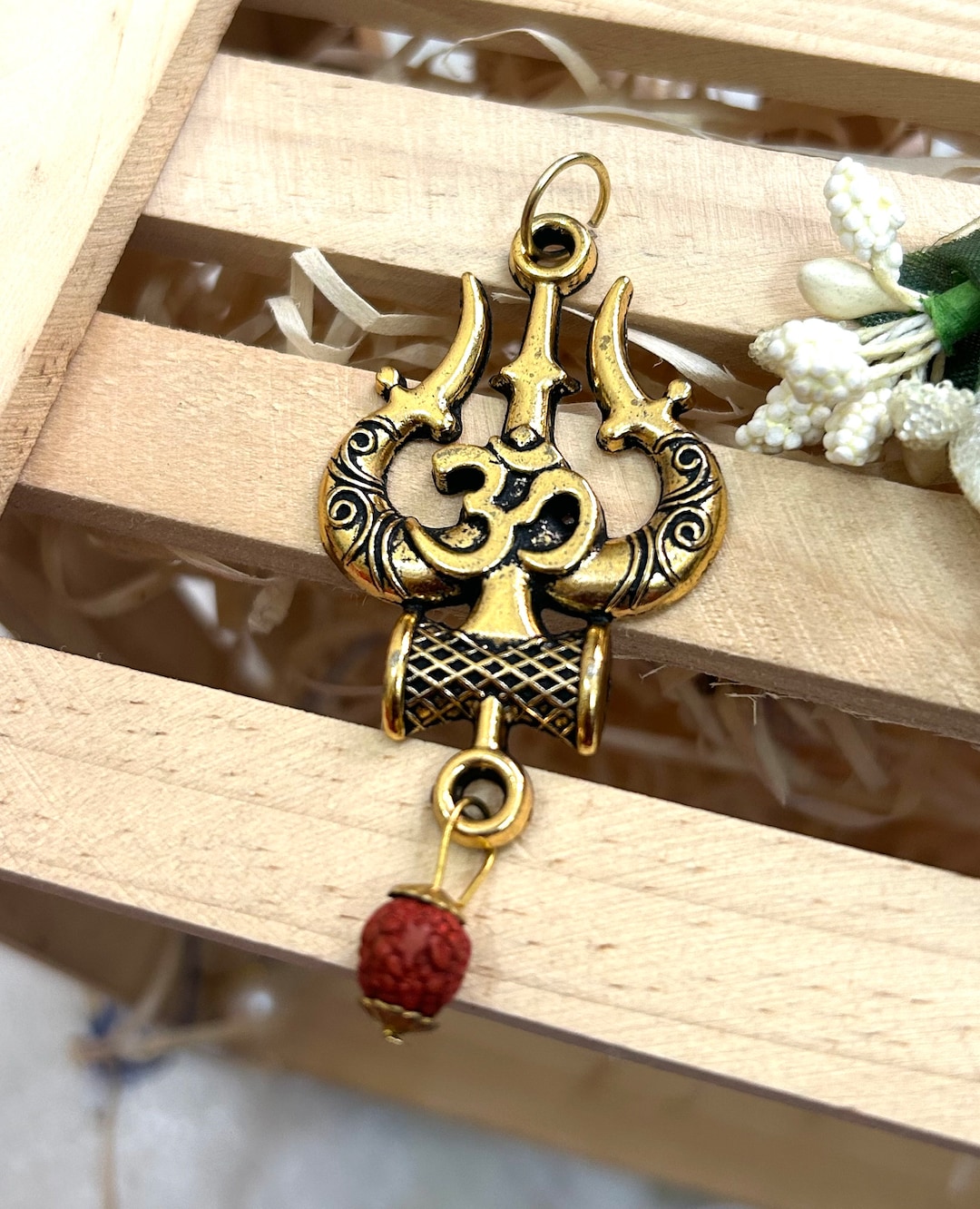 Mahakal Locket With Rudraksha, Golden Om Trishul Damru Pendant ...
