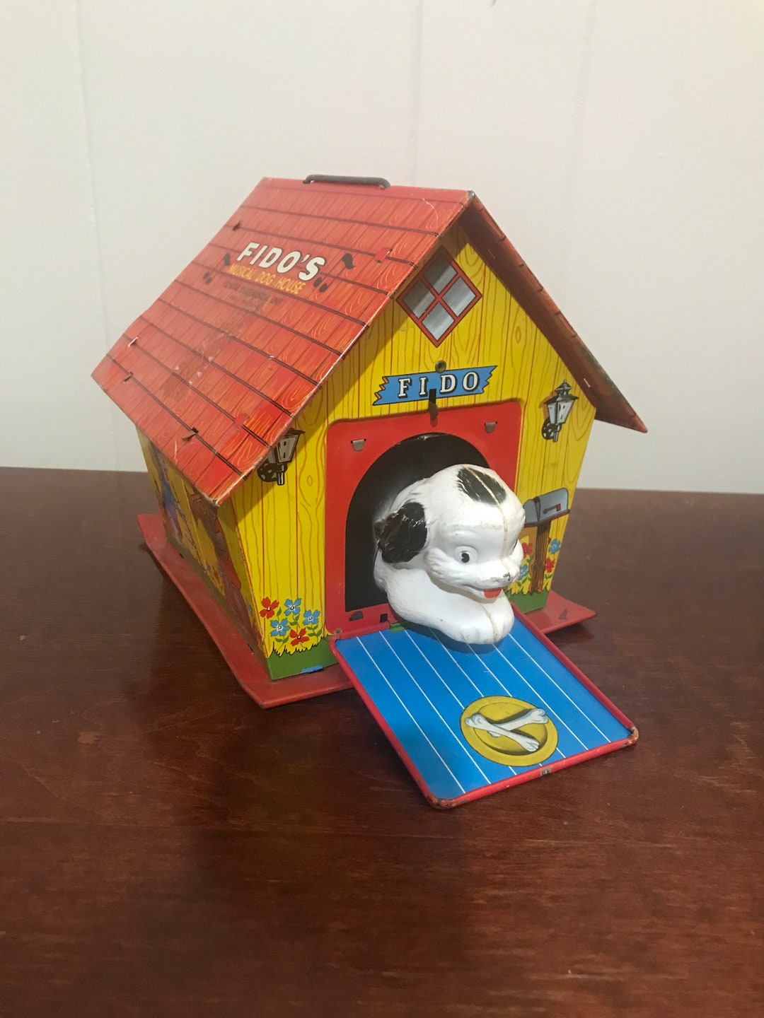 Vintage 1950s Fido Musical Dog House - Etsy