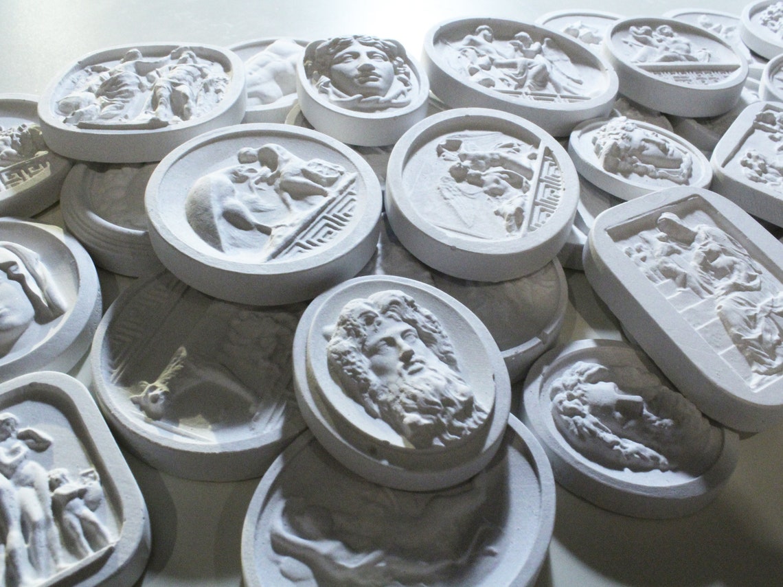 20 Mixed Grand Tour Plaster Intaglios, Plaster Intaglio, Antique Cameo ...