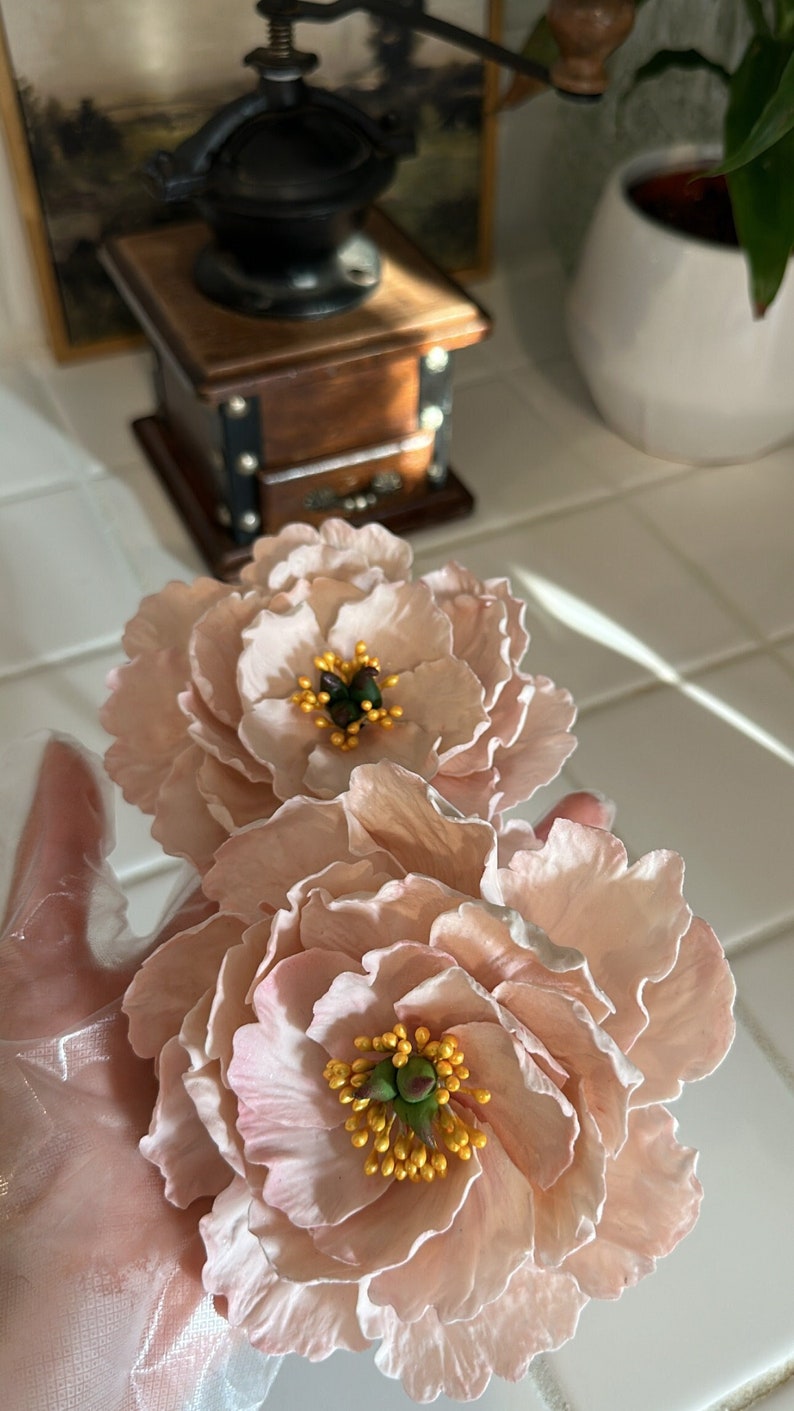 One Gumpaste Peony - Edible Elegance - Etsy