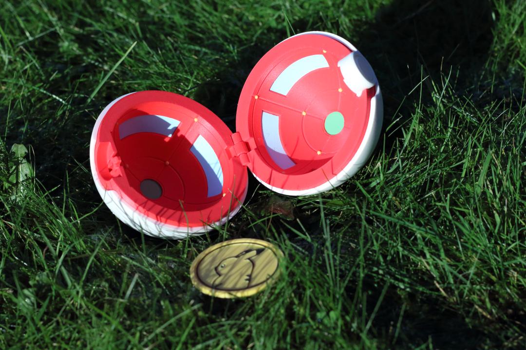 3D Printed Realistic Functional Premier Ball | Poké Coin Gift - Etsy