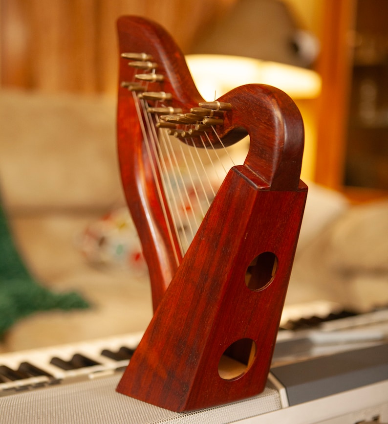 Plans for Baby Harp, Woodworking Project PDF Blueprints, 11 Strings ...