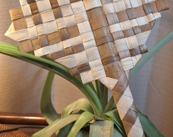 Hawaiian Hand Woven Lauhala Fan (4-SML) - Etsy
